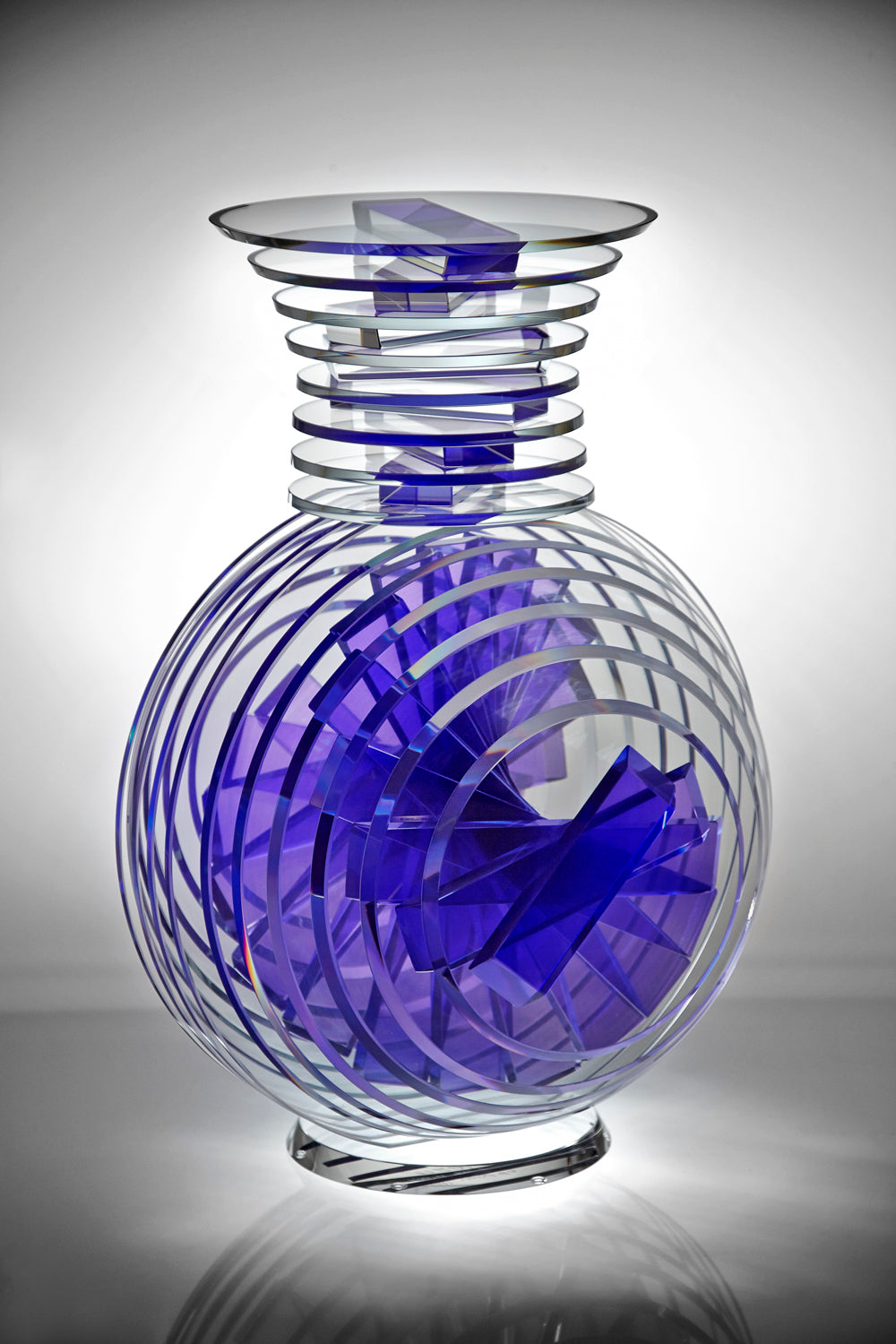 Vertical Vase – chesterfieldgallery
