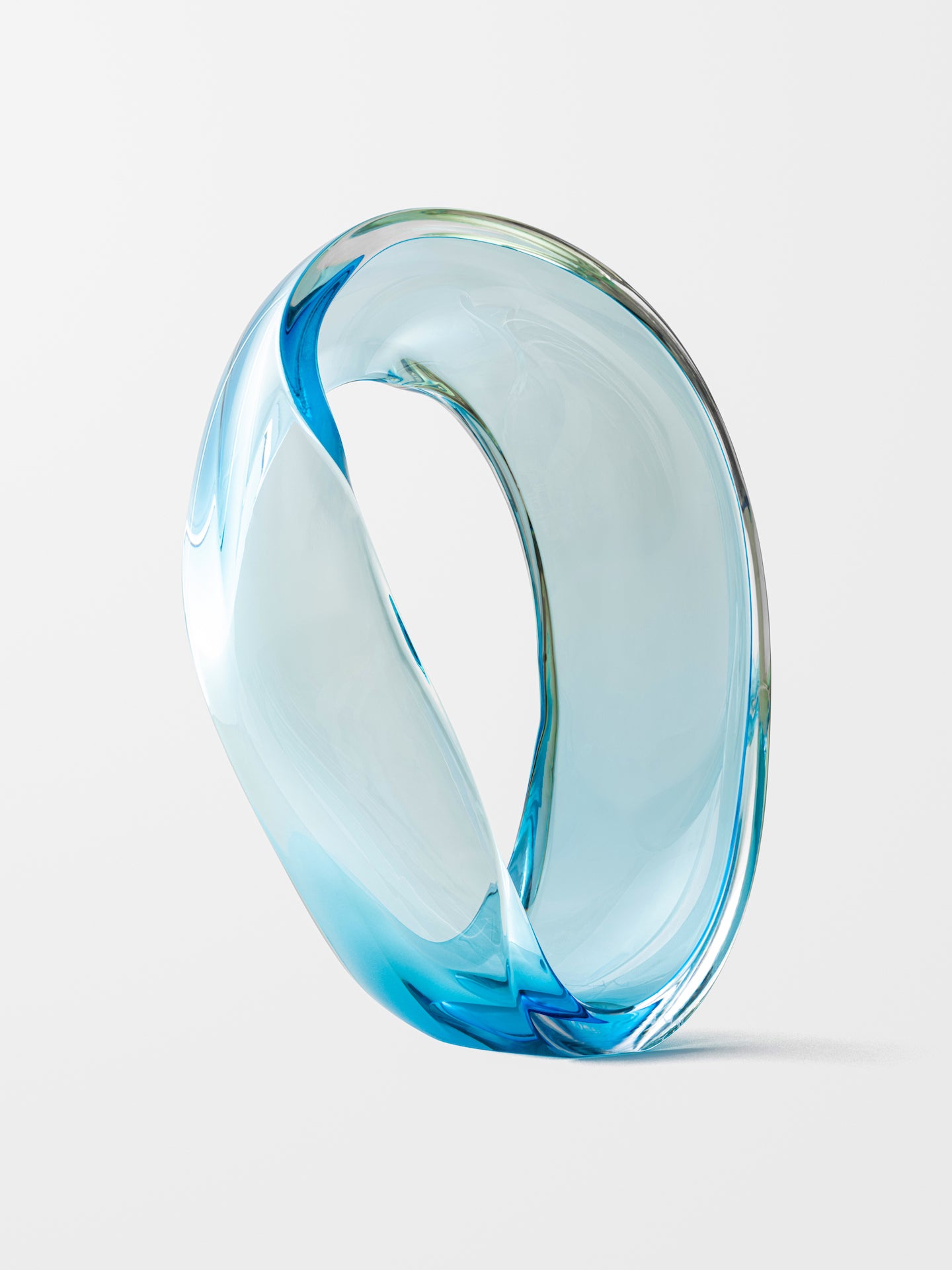 LOOP (Sky Blue) – chesterfieldgallery